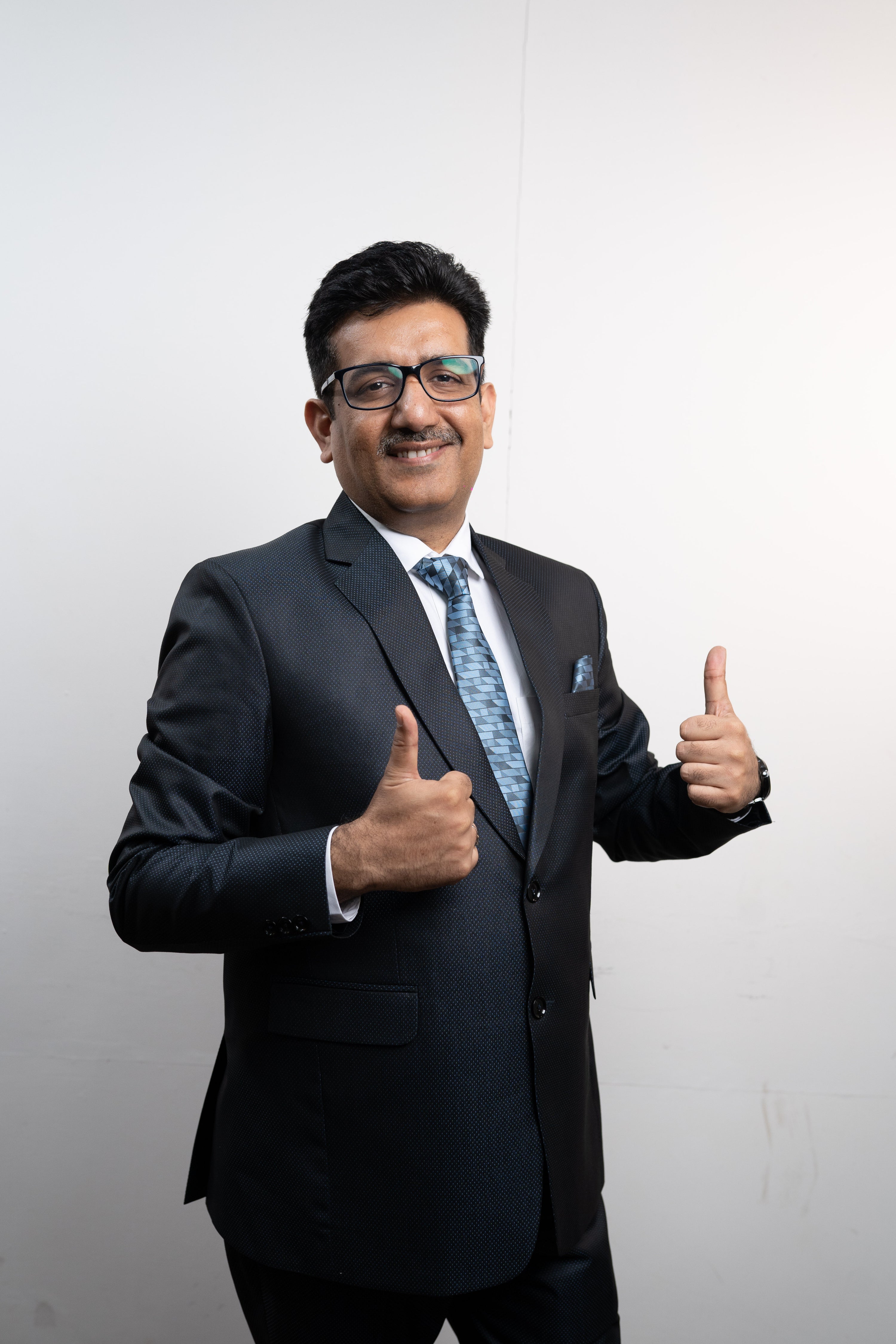 FACULTIES – Classes Wallah